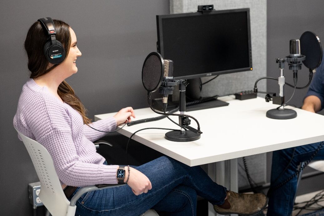 Voice Over Gold: Capturing Sound Bites That Sell | Voices | Voices